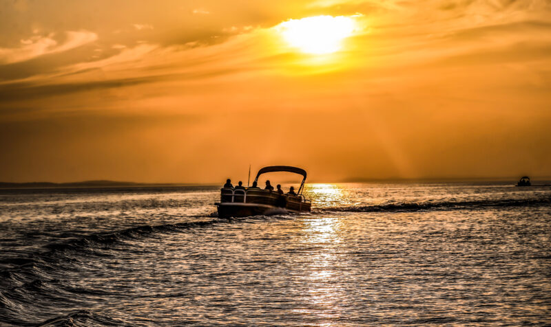 Sunset pontoon ride on Lake Sakakawea | News, Sports, Jobs - Minot ...